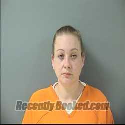 Recent Booking / Mugshot for AMBER ROSE SIELING in Benton County, Minnesota