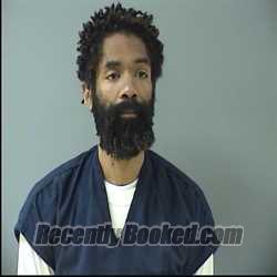Recent Booking / Mugshot for RODERICK DARYLJAMAAL WHITE-RSSINOH in ...