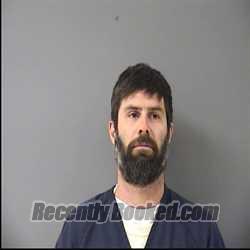 Recent Booking / Mugshot for JOEL DAVID DEMARAIS in Benton County ...