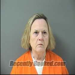 Recent Booking / Mugshot for SUSAN JANET LINDBERG in Benton County ...