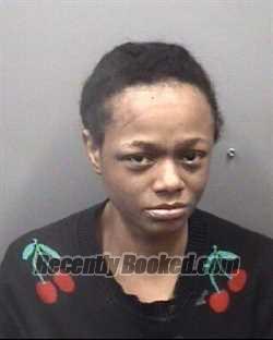 Recent Booking / Mugshot for LAAVIA EARL in Rowan County, North Carolina
