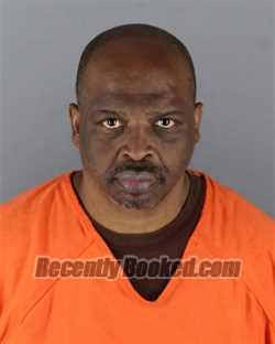 Recent Booking / Mugshot for RAYMOND DEMOND SMITH in Hennepin County ...