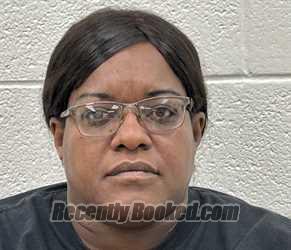 Recent Booking / Mugshot for SEPRINA ALEISHA DAVIS in Rutherford County ...