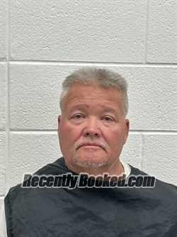 Recent Booking / Mugshot for THOMAS ROGER RABB in Rutherford County ...