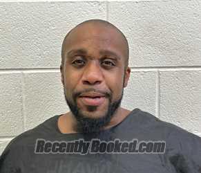 Recent Booking / Mugshot for MARCAVUS RYNELL CARSON in Rutherford ...