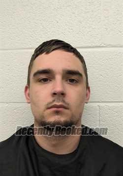 Recent Booking / Mugshot for DEREK WAYNE MOSS in Rutherford County ...