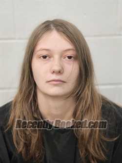 Recent Booking / Mugshot for AMBER SHIANE BEHELER in Rutherford County ...