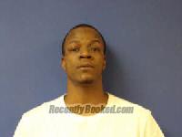 Recent Booking / Mugshot for Shaun Darnell Mewborn in Sampson County ...