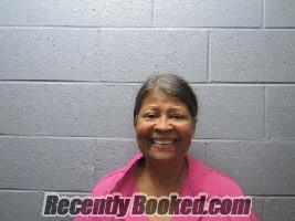 Recent Booking / Mugshot for SANDRA LOCKLEAR in Scotland County, North ...