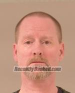 Recent Booking / Mugshot for Ian Leslie Simser in Scott County, Minnesota