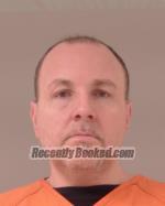 Recent Booking / Mugshot for Jeremiah Raymond Hoskins in Scott County ...