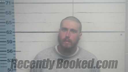 Recent Booking / Mugshot for BRADFORD THOMAS SENNETT in DeSoto County ...