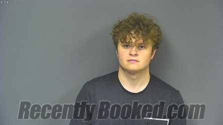 Recent Booking / Mugshot for DONOVAN COLE APPLETON in DeSoto County ...
