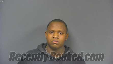 Recent Booking / Mugshot for DERRICK DESHUN BROWN in DeSoto County ...