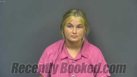 Recent Booking / Mugshot for RILEY ALEXIS DARBY in DeSoto County ...