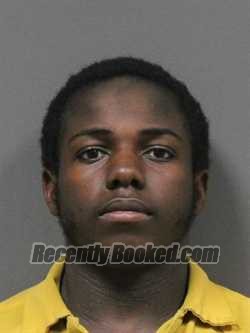 Recent Booking / Mugshot for TERRANCE DEANDRE LEWIS in DeSoto County ...