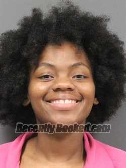 Recent Booking / Mugshot for Trinity Simone Taylor in DeSoto County ...