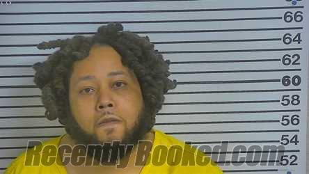Recent Booking / Mugshot for David ALEXANDER Knight in Forrest County ...