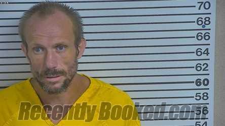 Recent Booking / Mugshot for JONATHAN EDWARD ROBERTSON in Forrest ...