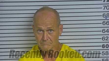 Recent Booking / Mugshot for Michael Eugene Rowland in Forrest County ...