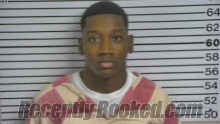 Recent Booking / Mugshot for RICARRI BERRY in Forrest County, Mississippi