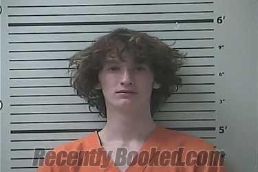 Recent Booking / Mugshot for JOSEPH NICHOLAS COMPRETTA in Hancock ...