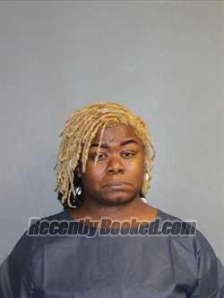 Recent Booking / Mugshot for VICTORIA MAXINE ROBINSON in Hinds County ...