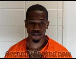 Recent Booking / Mugshot for EMMETT LADARIUS SMITH in Lowndes County ...