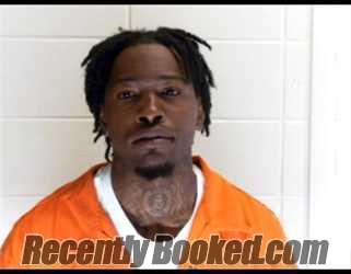 Recent Booking / Mugshot for COREY STEPHON BETTS in Lowndes County ...