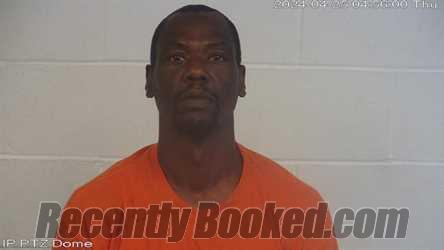 Recent Booking / Mugshot for Larry D Alfred in Marion County, Mississippi