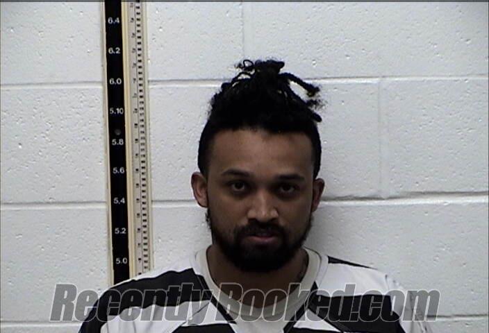 Recent Booking / Mugshot for JEREME ISAIAH EDWARDS in Pearl River ...