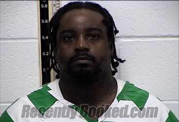Recent Booking / Mugshot for TRAVIS DWAYNE WILLIAMS in Pearl River ...