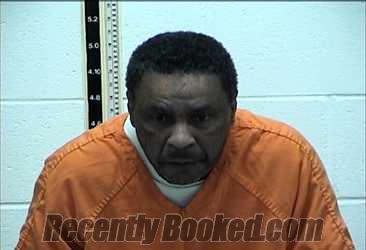 Recent Booking / Mugshot for RODERICK LYNN WILLIAMS in Pearl River ...