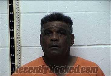 Recent Booking / Mugshot for KENNETH RAY MARKS in Pearl River County ...