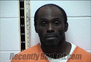 Recent Booking / Mugshot for RENALDO TAYLOR in Pearl River County ...