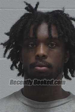 Recent Booking / Mugshot for ZION DRAYSHON MICKENS in Wayne County ...