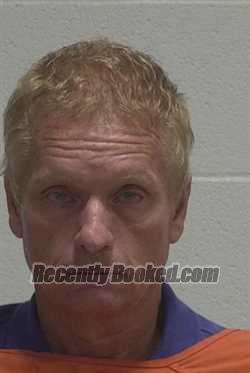 Recent Booking / Mugshot for SCOTTY WAYNE HINNANT in Wayne County ...