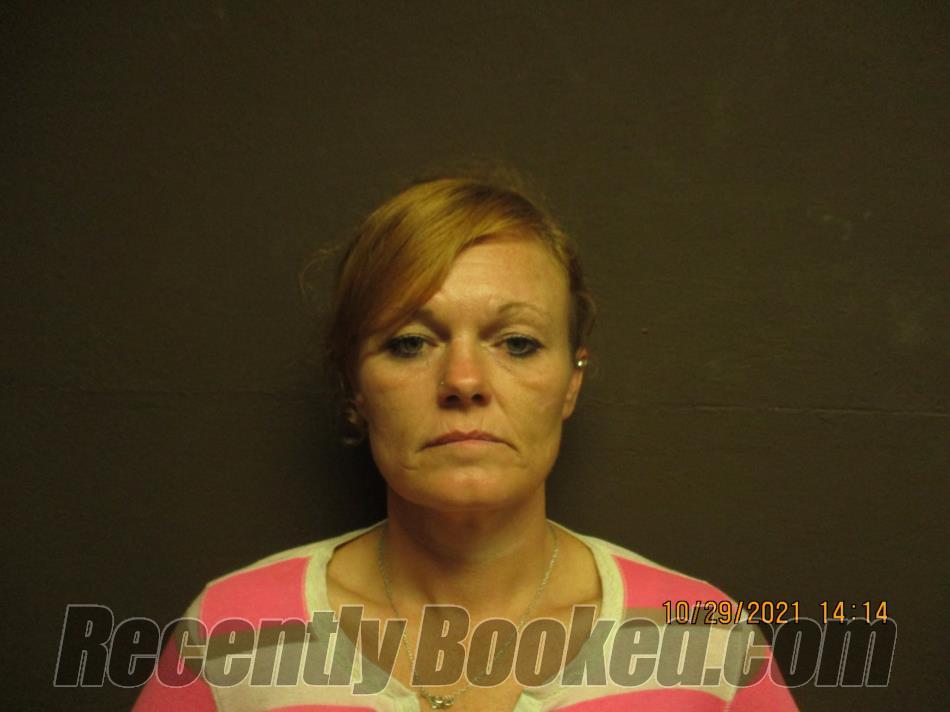 Recent Booking / Mugshot for Victoria Ann Welker in Bollinger County ...