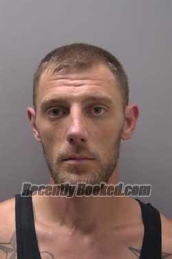 Recent Booking / Mugshot for TYLER RAY GENE DICKENS in Buchanan County ...