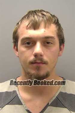 Recent Booking / Mugshot for MEMPHIS ALLEN KRETZER in Buchanan County ...