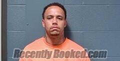 Recent Booking / Mugshot for Damin Dwayne Davis in Callaway County ...