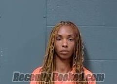 Recent Booking / Mugshot for Angela Monique McHenry in Callaway County ...