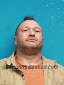Recent Booking / Mugshot for KEITH ABERNATHY in Cape Girardeau County ...