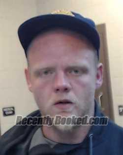 Recent Booking / Mugshot for CHRISTOPHER HETHERINGTON in Cedar County ...