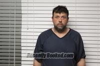 Recent Booking / Mugshot for JESSE DUSTIN MOORE in Christian County ...