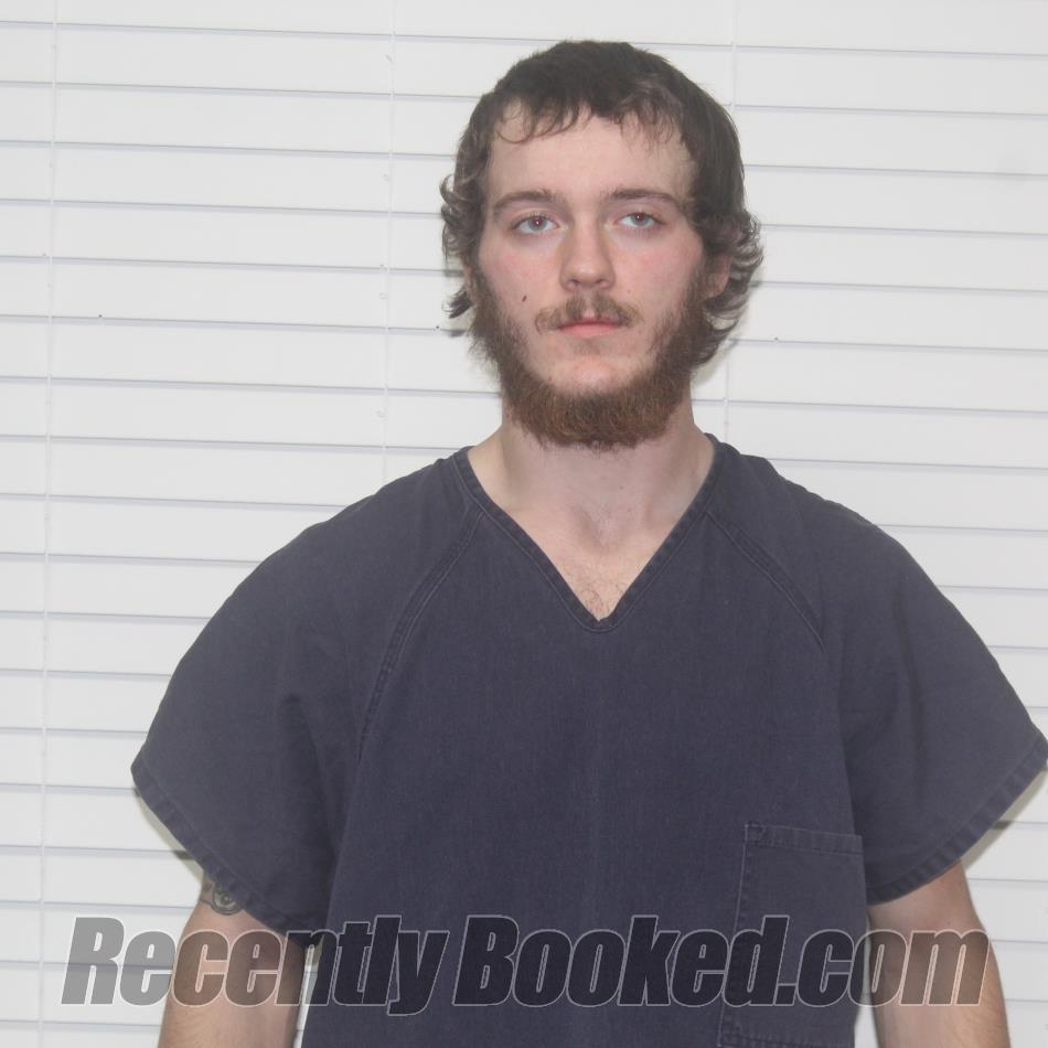 Recent Booking / Mugshot for ISAIAH ROBERT HUFFT in Christian County ...