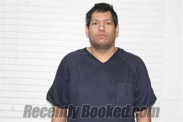 Recent Booking / Mugshot for JONATHAN DAVID HENNION in Christian County ...