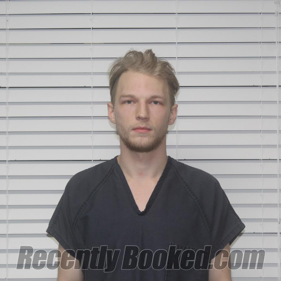 Recent Booking / Mugshot for RIDER ETHAN BARBEE in Christian County ...