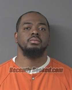 Recent Booking / Mugshot for RONNELL LEEVON R HOLDEN in Wilson County ...