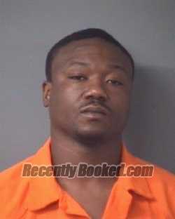 Recent Booking / Mugshot for LARRUS DANYELL JONES in Wilson County ...